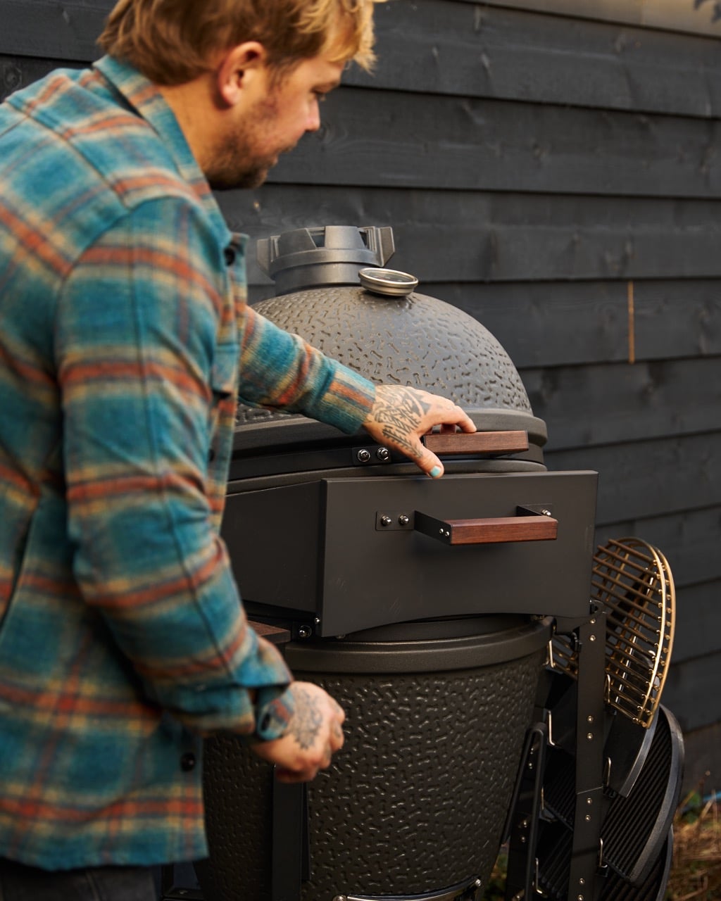Essentials rack The Bastard - BBQ Experience Center BE